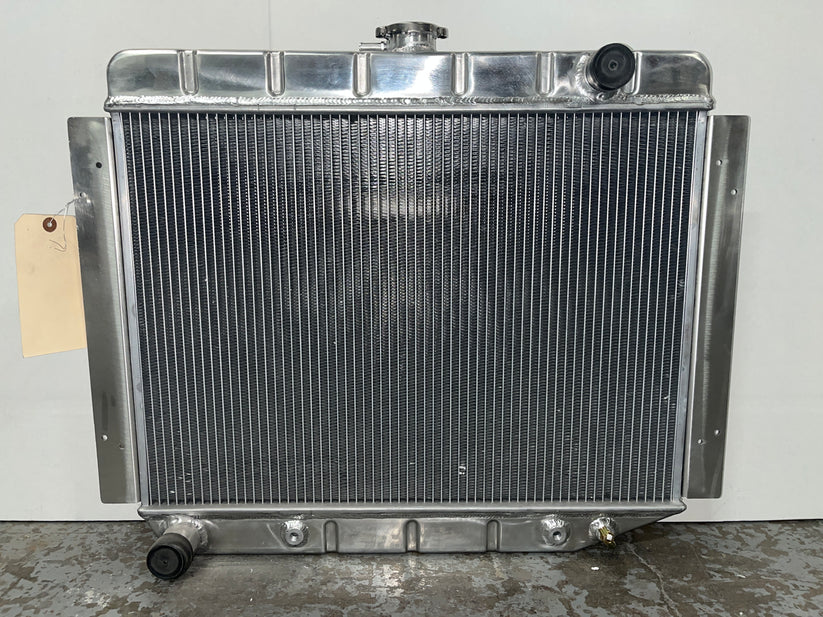 ECP 26" Aluminum Big Block Radiator - Big Cooling Tubes - SCRATCH AND ...