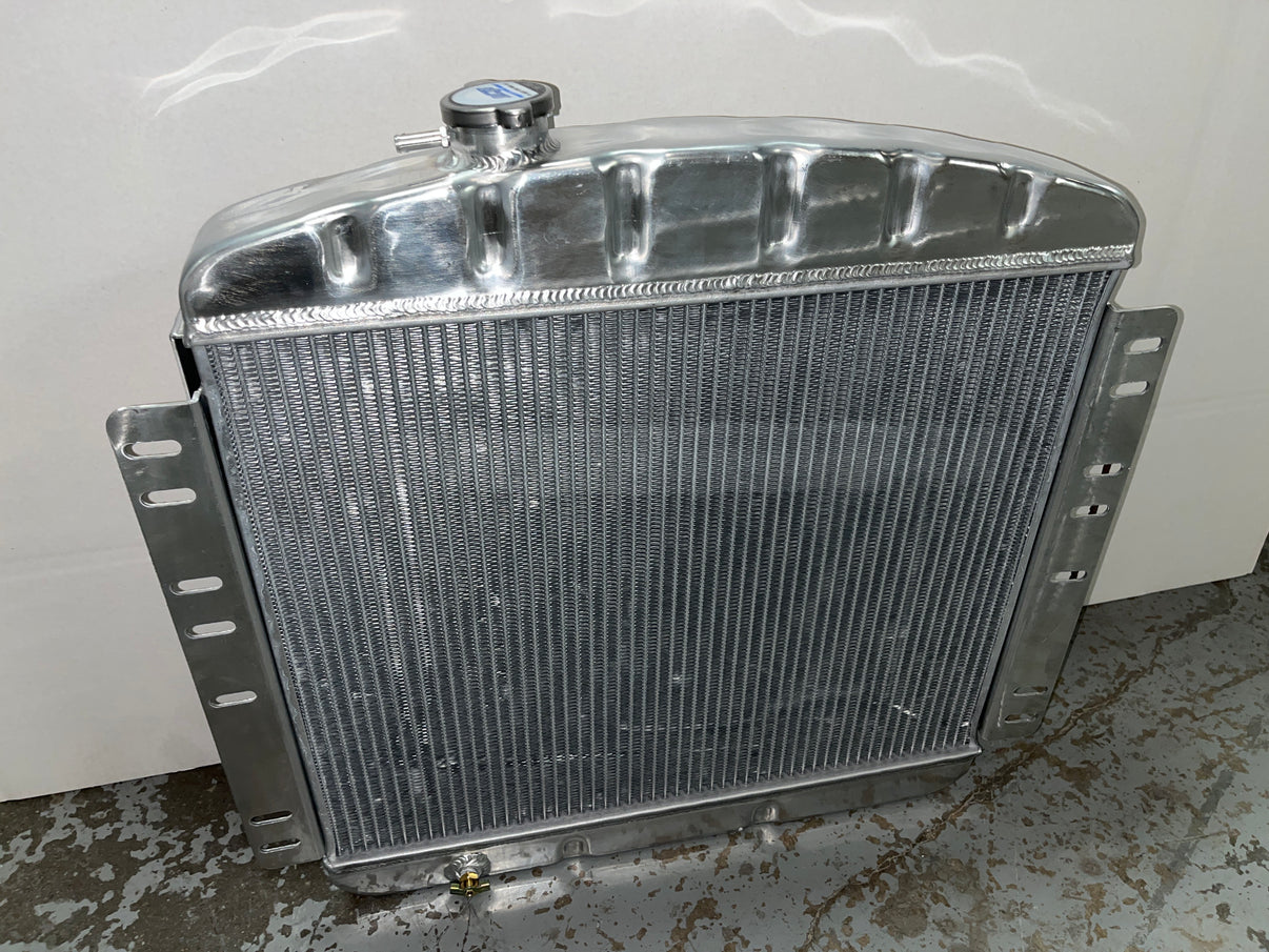 1948 - 1954 Chevy Radiator - 16" HPX 3300 CFM Fan + Shroud Scratch and ...